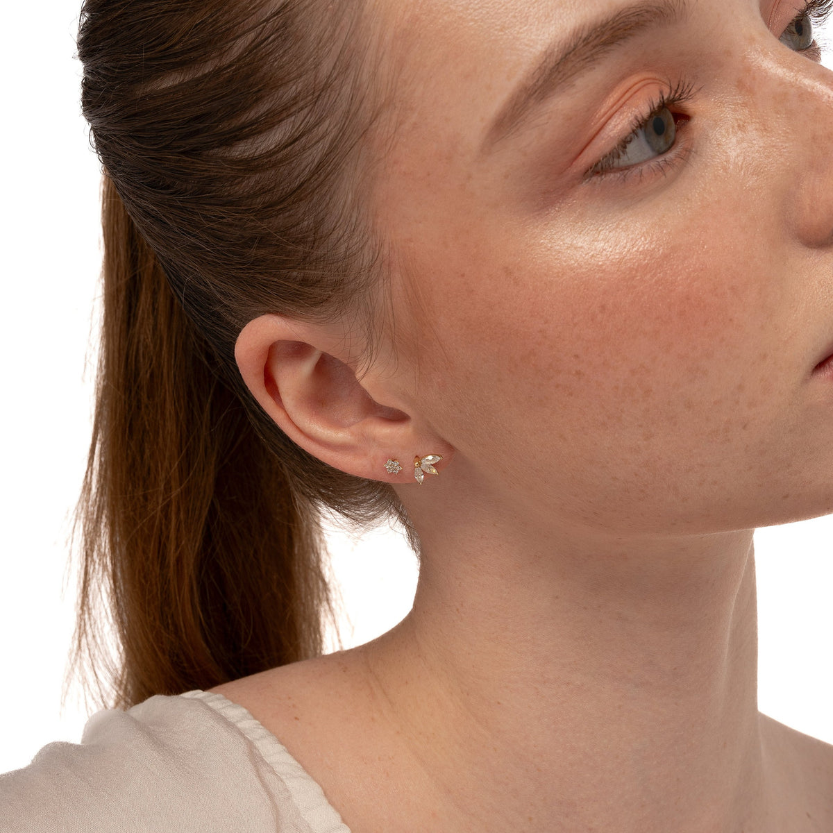 14K Solid Gold Small Flower Threaded Labret Earring – J&CO Jewellery