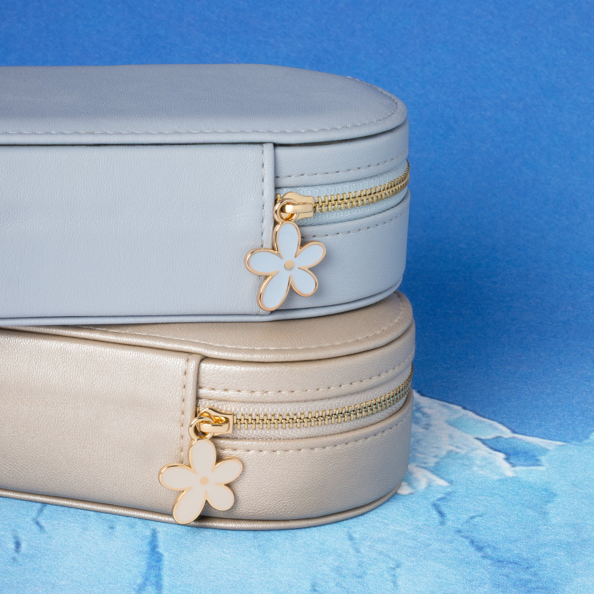 Leather Mini Oval Jewelry Box – J&CO Jewellery