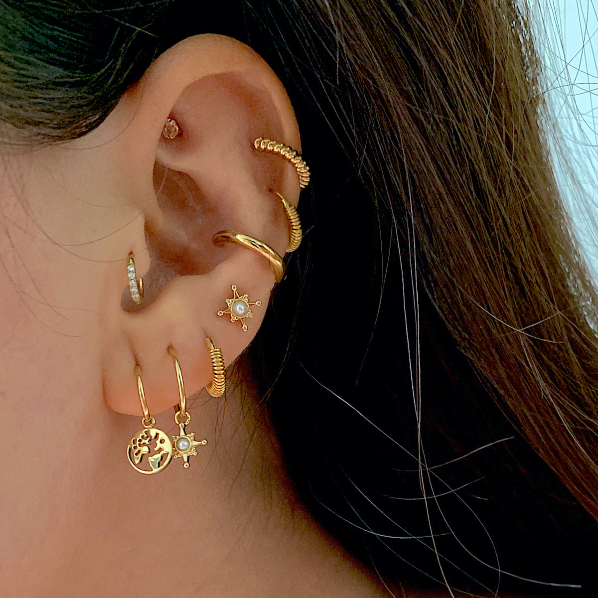 Traveller World Map Hoop Earrings – J&CO Jewellery